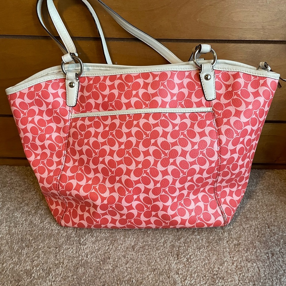 Coach Tote Bag - Pink Signature C Pattern - Gem